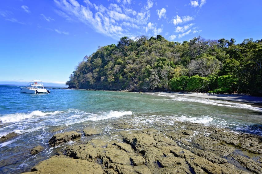 The best private catamaran tours in Costa Rica - Costa Cat Cruises